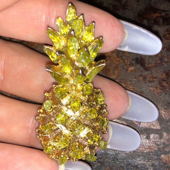 Vintage | Jewelry | Vintage Pineapple Brooch | Poshmark